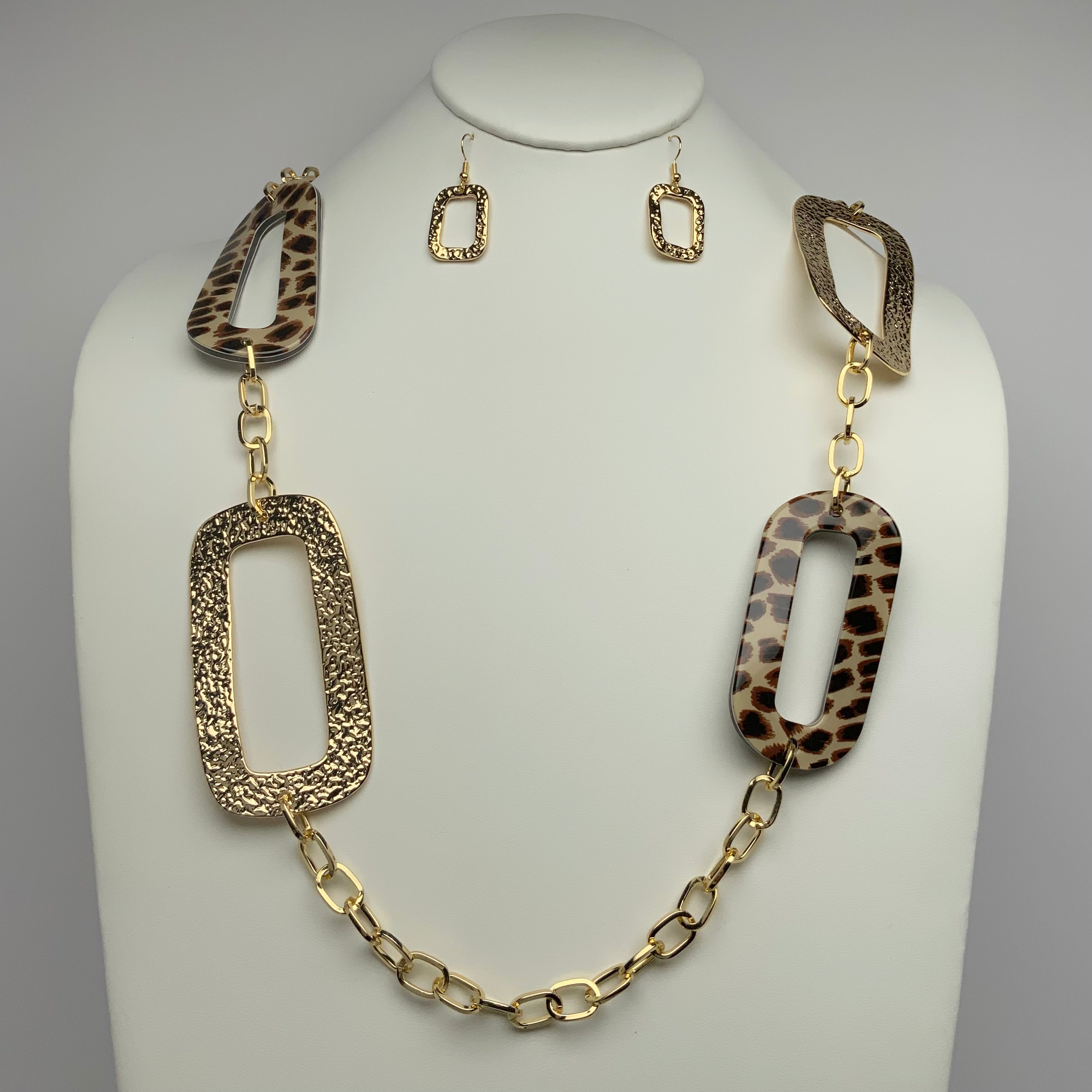 Wide Animal Print Chain Set – L and B Creations