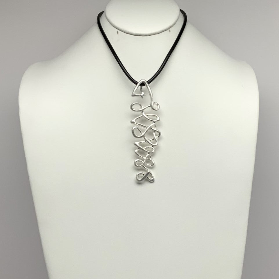 Short Vinyl Cord with Long Metal Squiggly Bonefish – L and B Creations