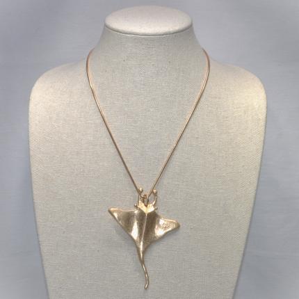 Gold Stingray – L and B Creations